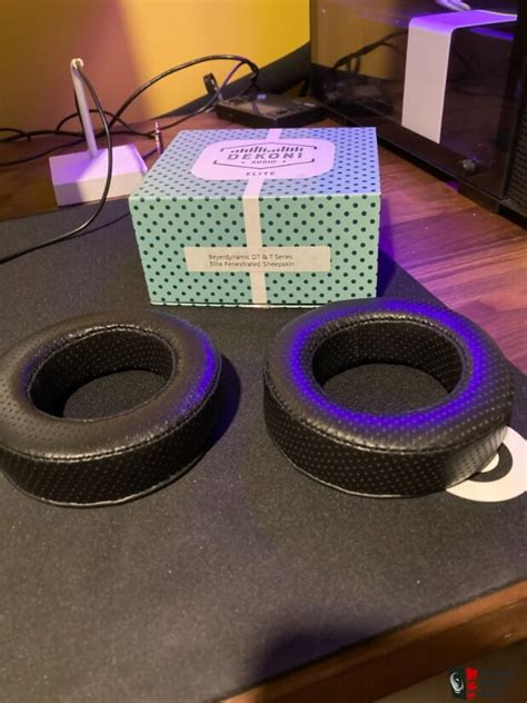 Beyerdynamic Dt 990 Black Special Edition Extra Photo 4073751 Canuck Audio Mart