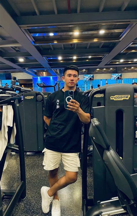 Trai gym cu to dài đến cuống họng chịu chơi chịu hợp tác sex mọi tư thế traimodel com