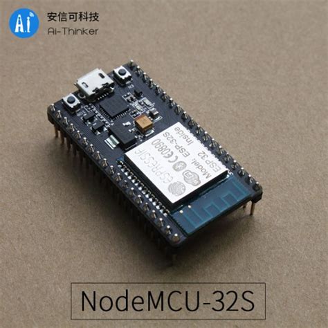 NodeMCU 32S