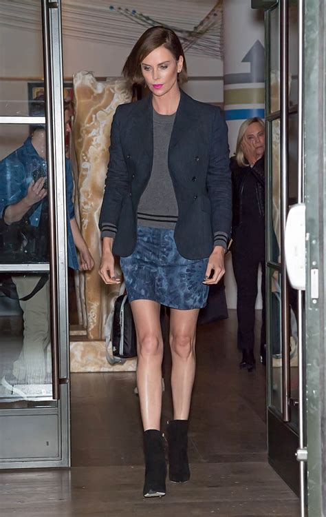 Long Shot Movie Review Starring Charlize Theron And Seth Rogen