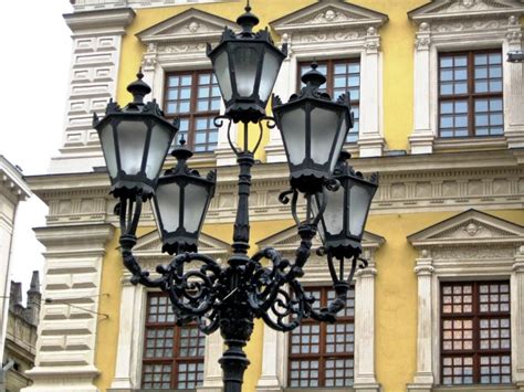 Фонарь в архитектуре (68 фото) - красивые картинки и HD фото