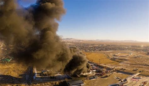 Дархан Уул аймгийн шатахууны нөөц агуулахад гарсан галыг бүрэн унтраажээ