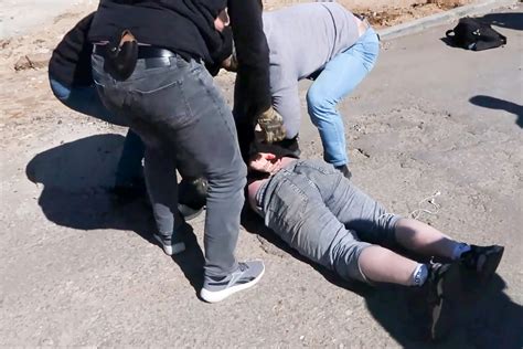 ФСБ задержала шестерых агентов Киева за поджоги ж д объектов в трех регионах РФ Российская газета