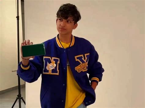 Piyush Joshi Gaming Biography Wiki Age Career Height Girlfriend