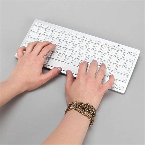 The Portable Bluetooth Wireless Keyboard Gadgetsin