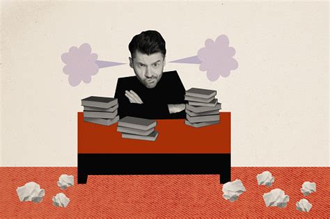 삽화 콜라주 그림 검정 흰색 색상 스트레스 남자 증기 귀 말뚝 스택 Boos 탁상용 구겨진 종이 고립 된 크리 에이 티브 배경 35 39세에 대한 스톡 사진 및 기타 이미지