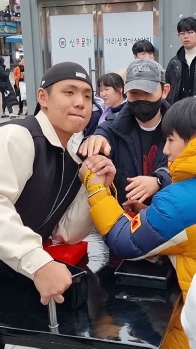 천안 팀 백호 팔씨름 버스킹 Youtube