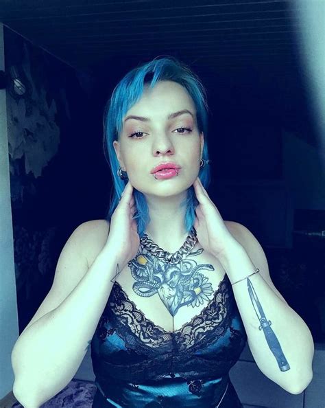 Sexy Blue Bitch 5pet5ka5