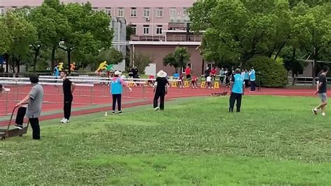 上海市第十七届运动会闭幕,这里有未来的刘翔和 多金王”凤凰网视频凤凰网 上海市第十七届运动会闭幕,这里有未来的刘翔和 多金王”凤凰网视频凤凰网