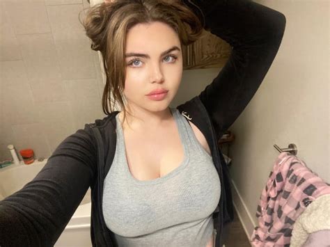 I Made A New Gui For My Space Physics Simulator Game What Do You Think Details In Comment