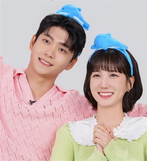 Extraordinary Attorney Woo Woo Young Lee Jun Ho Woo