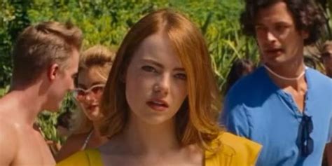 เอ็มมา สโตนแหกกฎเกณฑ์ด้วยรูปลักษณ์ใหม่ที่แบ่งแยกเว็บ