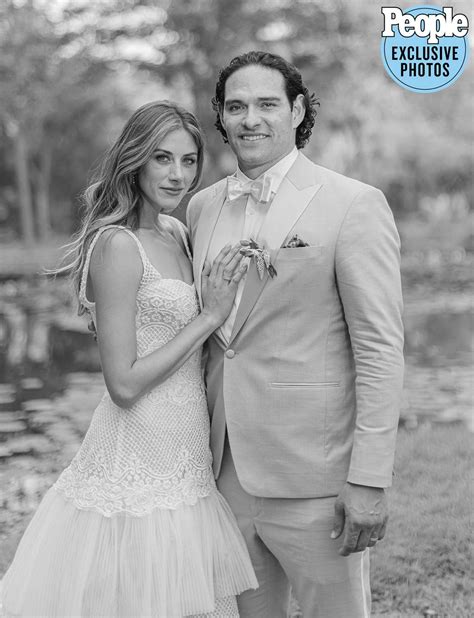 Perry Mattfeld Marries Mark Sanchez In Romantic Wedding In Mexico