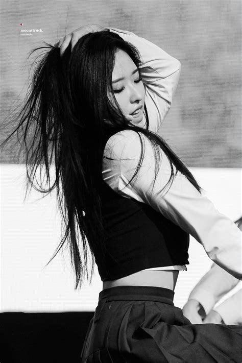 Olivia Hye Kpics