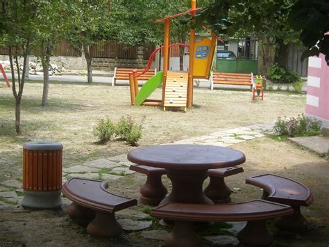 Нова детска площадка на улица “Батак“ в Казанлък Новини за Казанлък