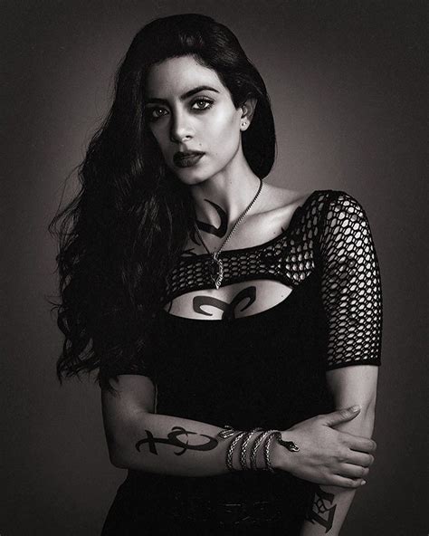 Isabelle Lightwood Wiki Shadowhunters Tv Fandom Powered By Wikia