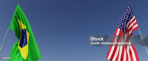 측면에 깃대에 브라질과 미국의 국기 파란색 배경에 플래그가 있습니다 텍스트를 위한 장소입니다 브라질 남아메리카 미국 3d 그림입니다 0명에 대한 스톡 사진 및 기타 이미지