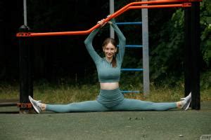 Zishy Ariel Gossimer Too Much Awesome X