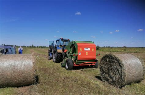 «Краснокамский завод расширил линейку кормозаготовительной техники новыми пресс подборщиками в