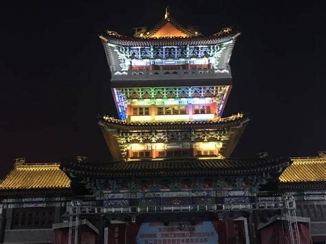 走过这道门才算站在了 老潍县的土地上潍坊奎文门 美食街