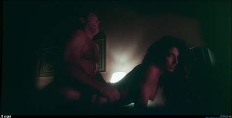 Tv Nudity Report Shameless Masters Of Sex Quarry And Goliath 101716