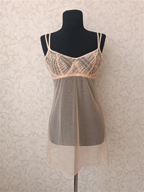 Ночнушка пеньюар Hanro — ціна 199 грн у каталозі Пеньюари Купити жіночі речі за доступною ціною