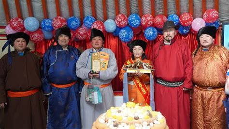 Хөвсгөлийн өнгө Хөвсгөлийн өнгө Added A New Photo