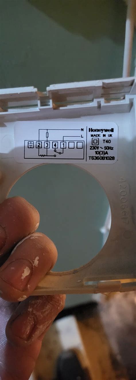 Wiring In A Hive Mini Help DIYnot Forums Wiring In A Hive Mini Help DIYnot Forums