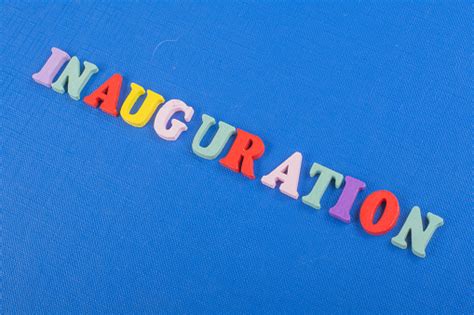 나는 취임 화려한 Abc 알파벳 블록 나무 문자로 구성된 파란색 배경에 영어 단어 광고 텍스트에 대한 공간을 복사합니다 영어 개념을 학습 0명에 대한 스톡 사진 및 기타