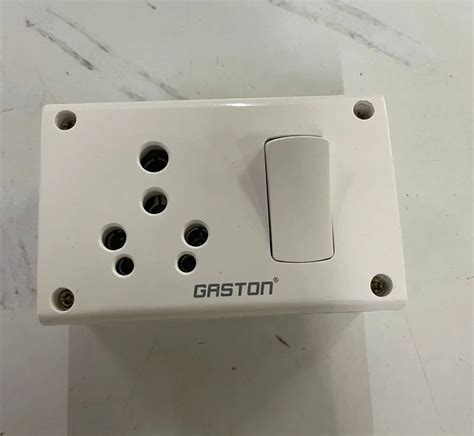 5amp Modular Switch Socket Combination At ₹ 74 Piece Modular Switch Socket Combination In
