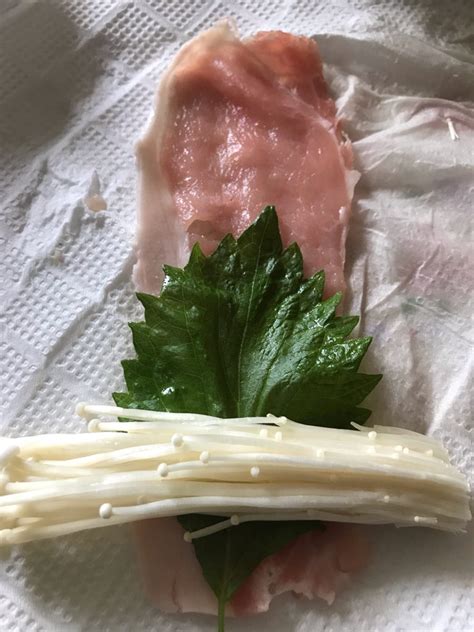 紫蘇香る！肉巻き青じそえのきを作りましょう Takaroggokko