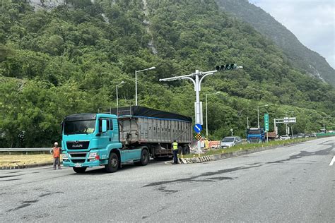 影／舊蘇花落石！蘇花改中仁隧道中午起開放大貨車機車 基宜花東 地方 聯合新聞網