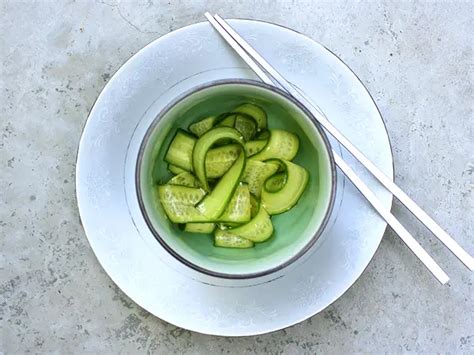 How Make Cucumber Ribbon