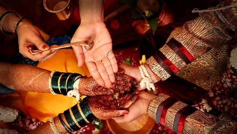 Marathi Wedding Checklist Rituals Traditions And Customs For Marathi