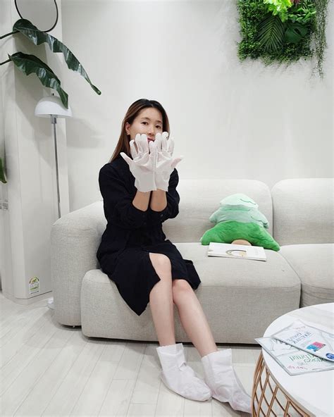 까칠써니 협찬 숙면을 위한 중요한 포인트 중 하나가 바로 베개 개인적으로 정말 중요하게 생각하는데요 목과 어깨 결림이 있는 저에게는 더더욱 필수 지금 게타