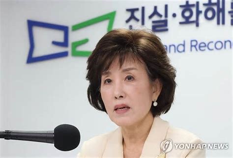 하다하다 미끼 없이 숟가락으로 문어 잡는 사람들｜계속 잡히는 신기한 인도네시아의 섬 ｜세계테마기행｜골라듄다큐