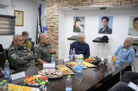 ראש השב״כ רונן בר ביקר ביחידת המסתערבים של מגב פורטל הכרמל והצפון