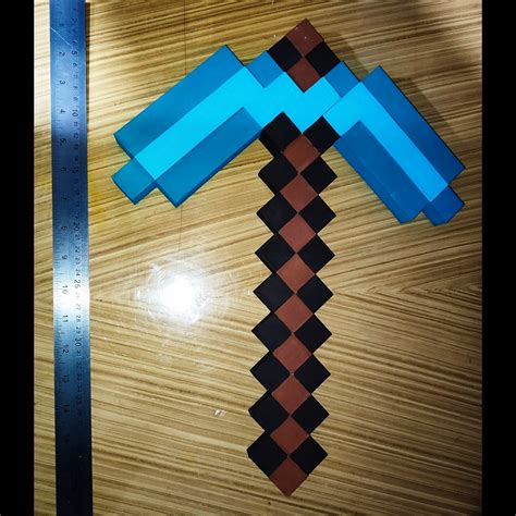 Stl File Minecraft Pickaxe Real Sized And Textured・template To