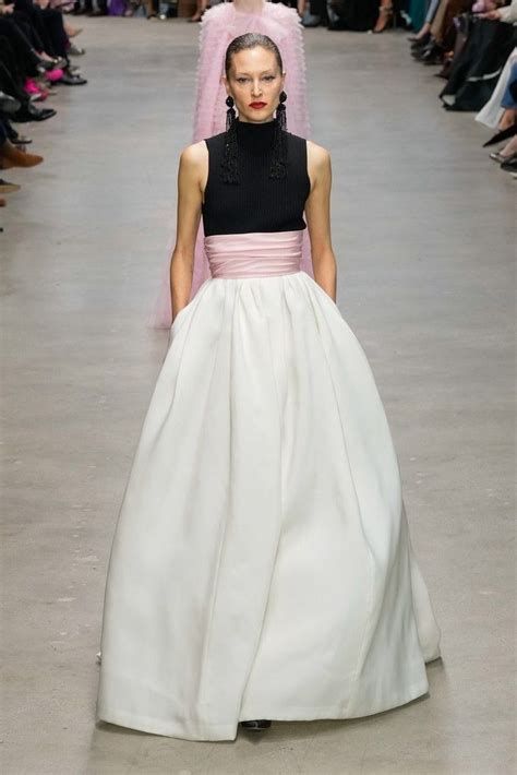 Carolina Herrera Fall 2024 Ready To Wear Collection Artofit