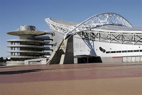 运动场天空竞技场建筑学游戏运动地面体育场晴天蓝色高清图片下载 正版图片320114576 摄图网