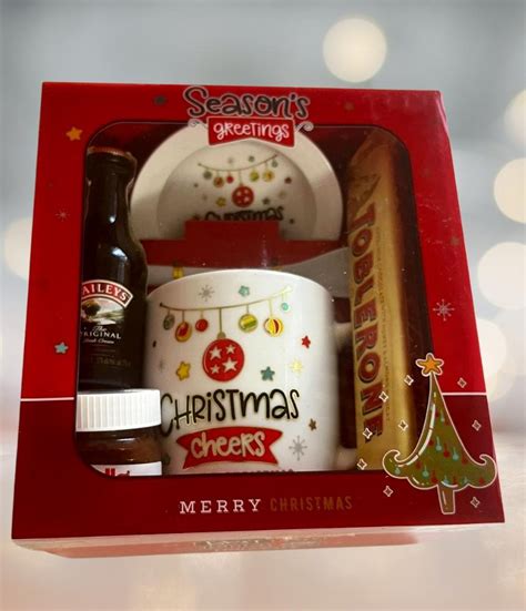 Коледен комплект Подаръчни коледни комплекти