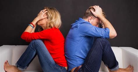 စုံတွဲတွေကြား ဖြစ်လေ့ဖြစ်ထရှိပြီး Relationship ပျက်စီးသွားစေနိုင်တဲ့ အကြောင်းအရင်း ၄ ခု