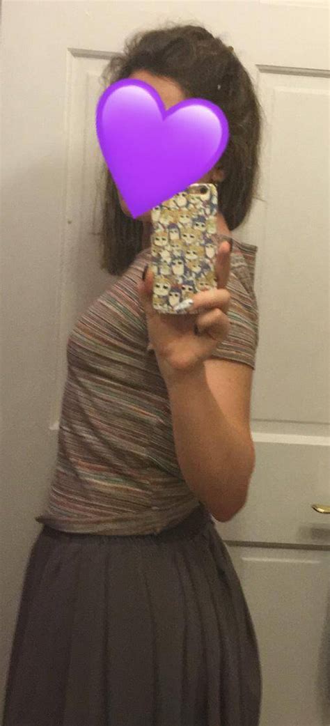 No Bra No Problem Scrolller