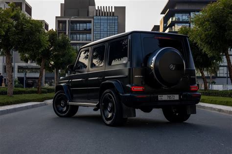 اجاره بنز جی کلاس در دبی با تحویل در کمترین زمان کافه رنت