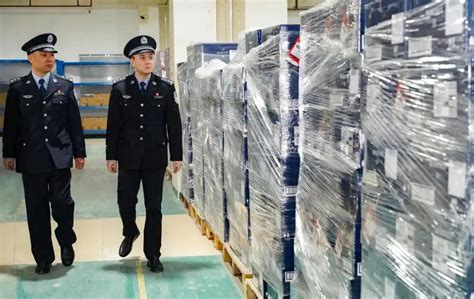 拱北海关破获涉自贸试验区走私酒类系列案案值合计逾10亿元 上海半片云环保科技有限公司