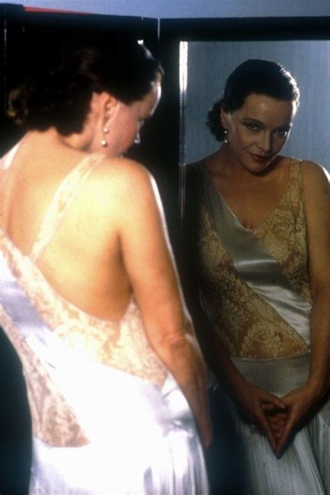 70s Erotic Comedy Star Laura Antonelli Pictolic