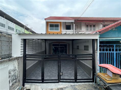 ขายทาวน์เฮ้าส์ติดถนนเทพารักษ์ นิคมบางพลี บางบ่อ เชื่อมถนนบางนาตราด หลัง