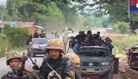 နေအိမ်စာသင်ကျောင်းကို စစ်တပ်က ဗုံးကြဲ၊ ကလေး ၃ ဦး အပါအဝင် ၅ ဦး သေဆုံး