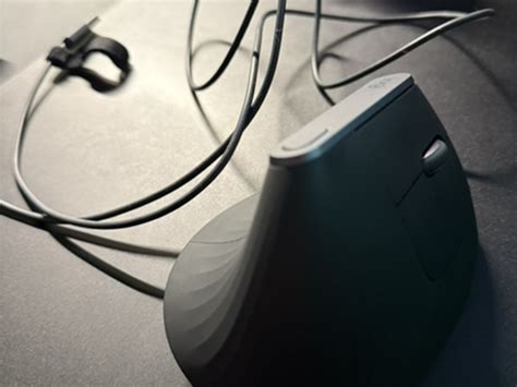 Logitech Mx Vertical Jawa