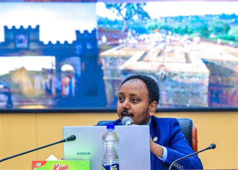 ኢትዮጵያ ካላት የቱሪዝም ሃብት የበለጠ ተጠቃሚ እንድትሆን ዘርፉን ልዩ ትኩረት ሰጥቶ ማስተዋወቅ እንደሚገባ ተገለፀ
